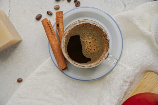 Cinnamon in Coffee Recipe: How to Add and Dissolve Cinnamon